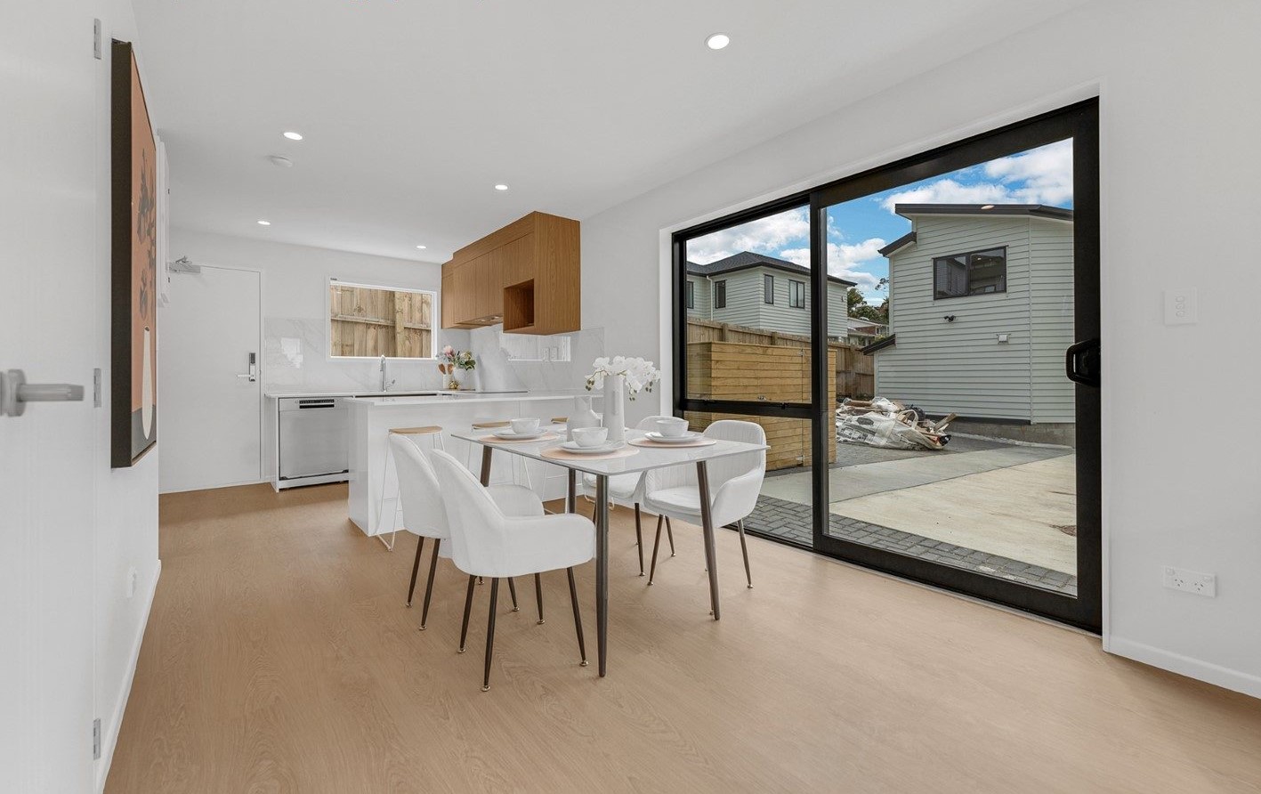 New Lynn, Auckland – Classic Oak - Golden Wooden - Auckland Flooring