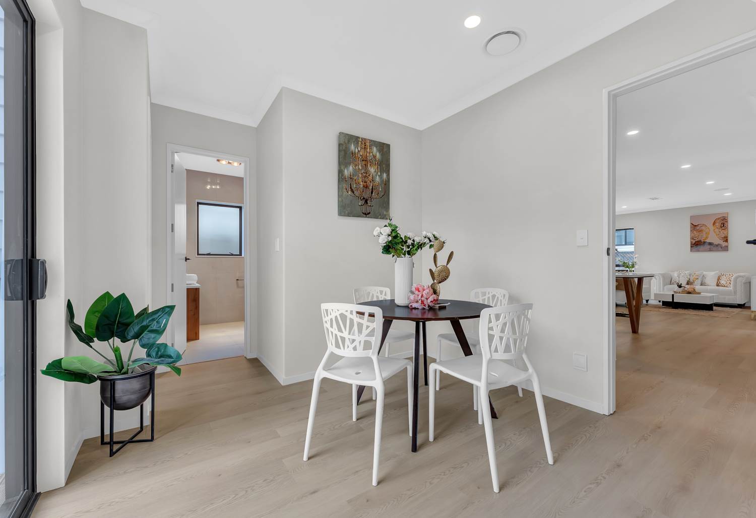 Flat Bush, Auckland – Urban Glamour - Golden Wooden - Auckland Flooring