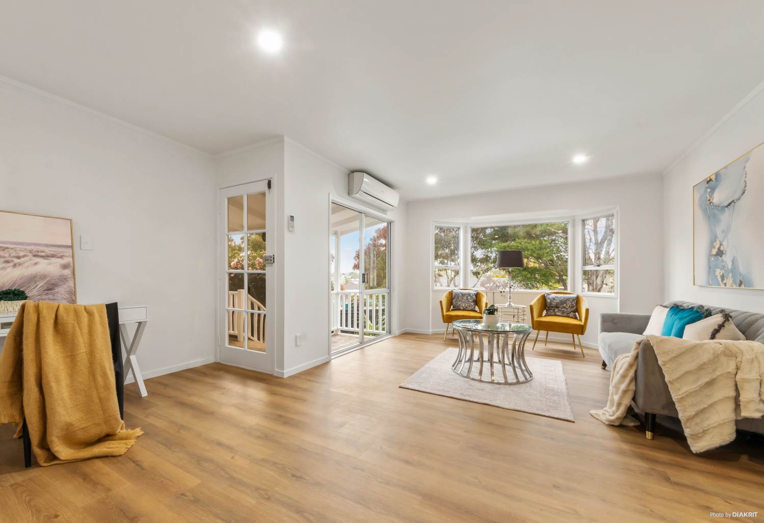 West Harbour, Auckland – European Oak - Golden Wooden - Auckland Flooring