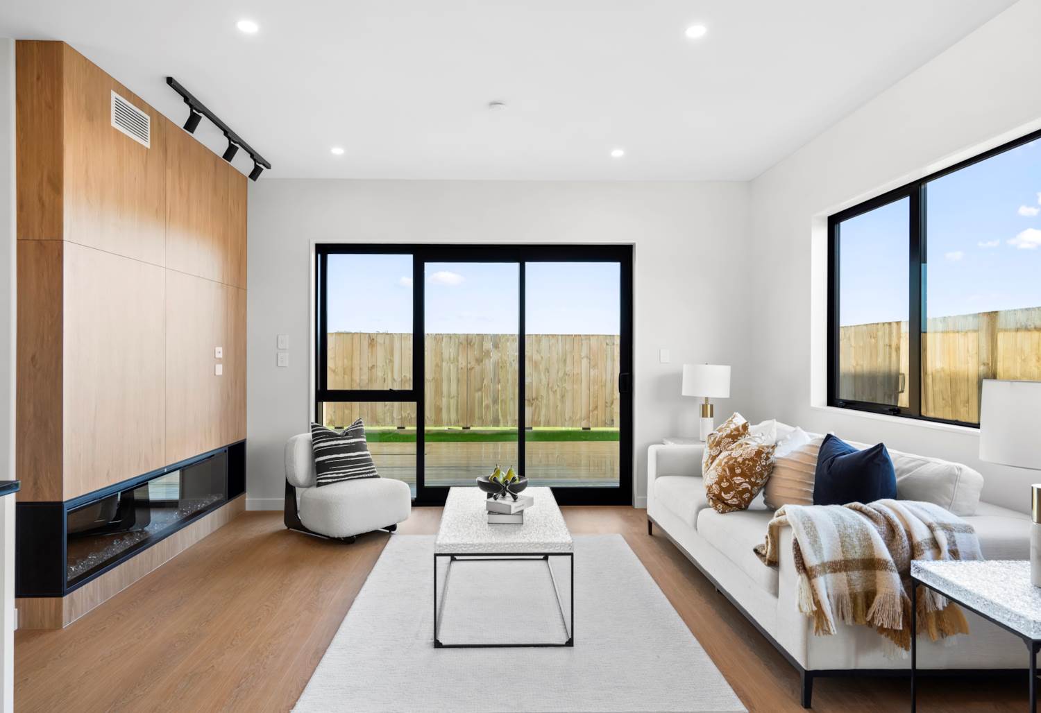 Flat Bush, Auckland – Classic Oak - Golden Wooden - Auckland Flooring